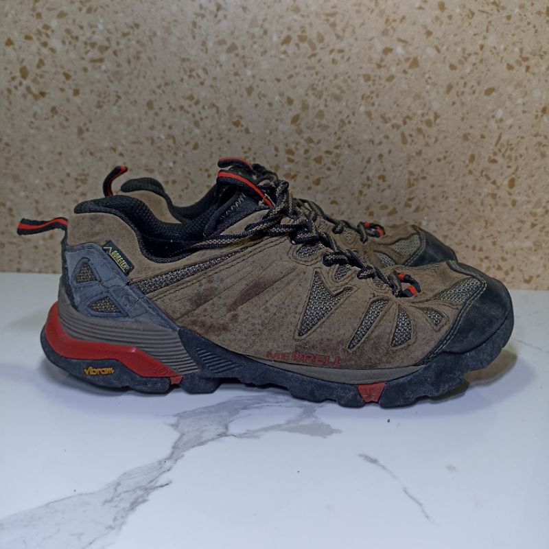 Jual Sepatu Merrell trail hiking GTX VIBRAM RzlSize 41.5 26 cm | Shopee ...