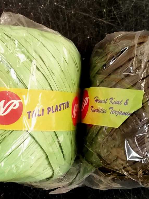 Jual TALI RAFIA NP 1 KG, 1/2 KG HITAM, WARNA (NUSANTARA PLASTIK ...