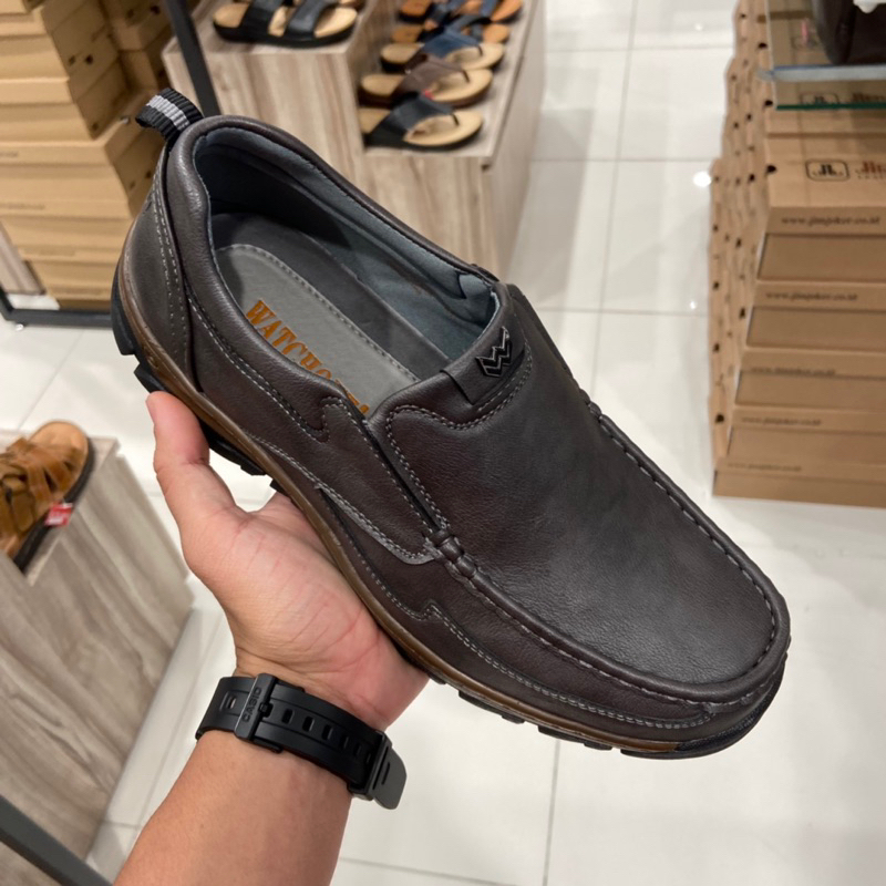 Jual Watchout sepatu pria formal dan casual model slop super keren 40 ...