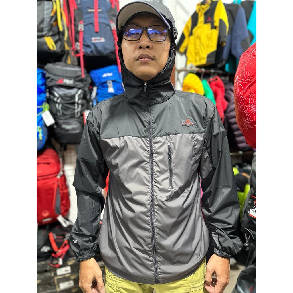 Jual Jaket Running Olahraga Sauna Parasut Waterreplent Anti UV Altitude ...