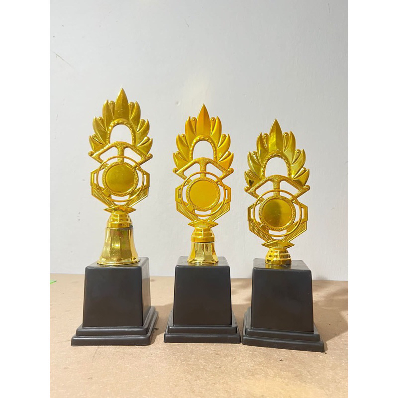 Jual Piala Emas Piala Kejuaraan Piala Murah Piala Indonesia Piala event ...