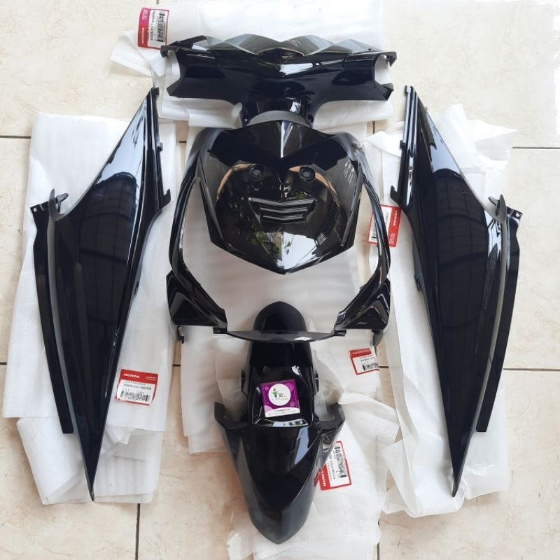 Jual Cover Body Halus Fullset Hitam Beat Karbu Gen 1 Original AHM ...
