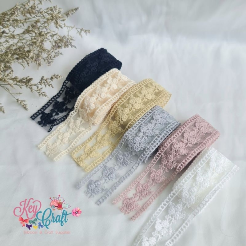 Jual Renda Bordir (Lace) motif bunga 016 size 4cm | Shopee Indonesia