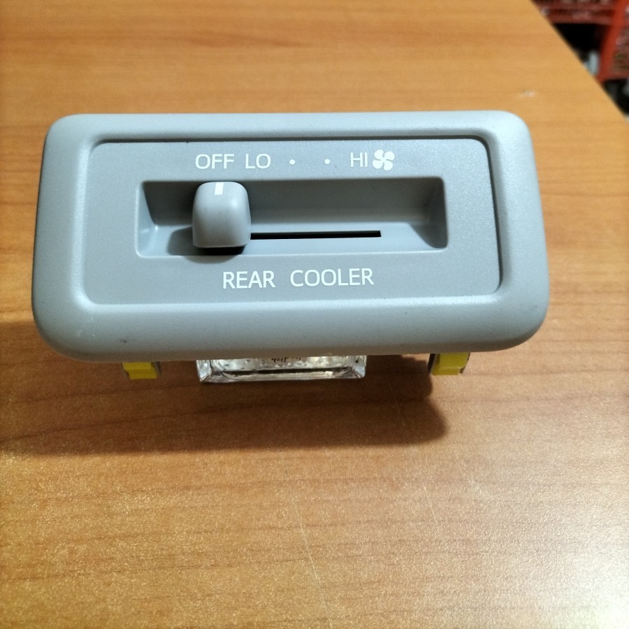 Jual switch Saklar AC Blower Innova Reborn Toyota Original | Shopee ...