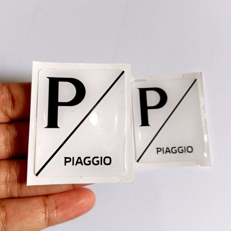 Jual Sticker timbul Emblem Piaggio putih STIKER MOTOR Dasi vespa STIKER ...