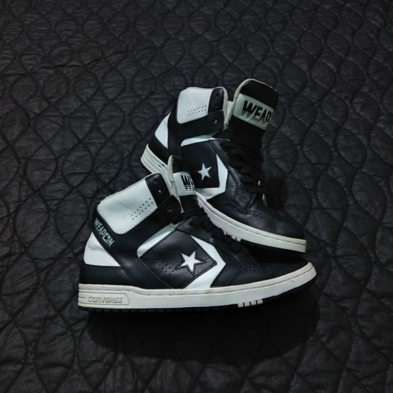 Jual CONVERSE WEAPON 86 MID LARRY BIRD BW SECOND | Shopee Indonesia