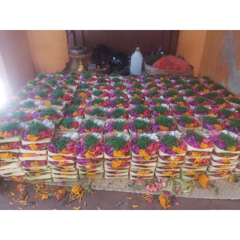 Jual Canang Ceper/Canang Sari Isi 25pc | Shopee Indonesia