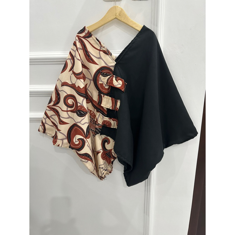 Jual SET KEBAYA CROP TOP ETNIK BATIK LURIK MODEL OVER SIZE PREMIUM TERMURAH | Shopee Indonesia