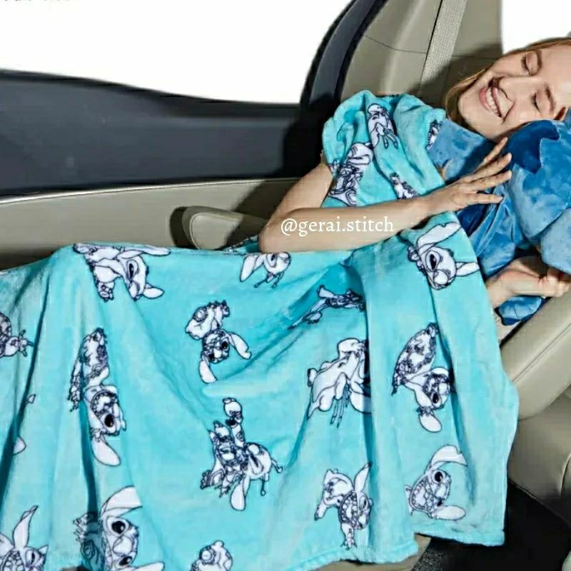 Jual selimut Stitch white blue tosca | Shopee Indonesia