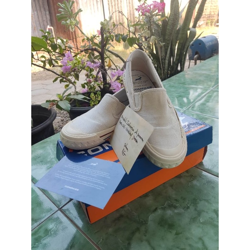 Jual Compass retrograde slip on | Shopee Indonesia