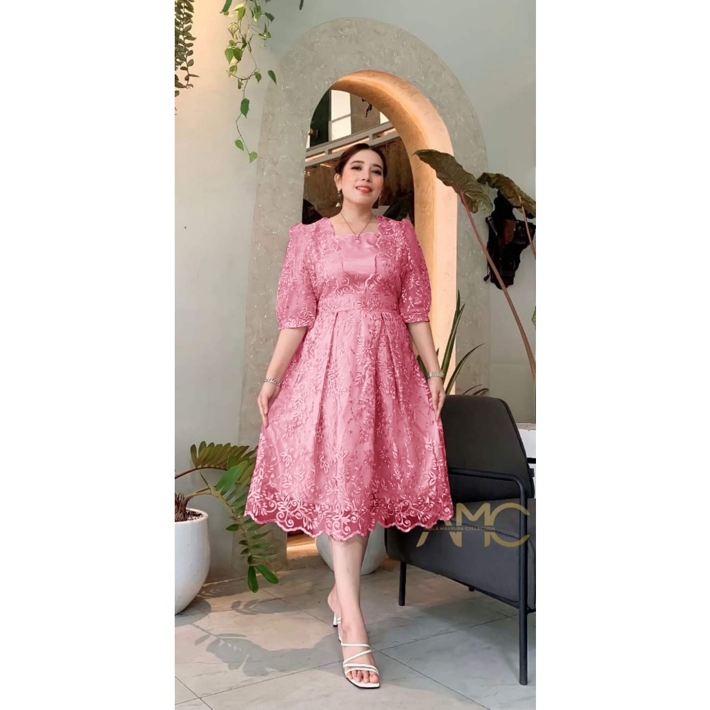 Jual O2 Fashion / Dress Natalia lebih panjang/ dress brukat/ dress tile ...