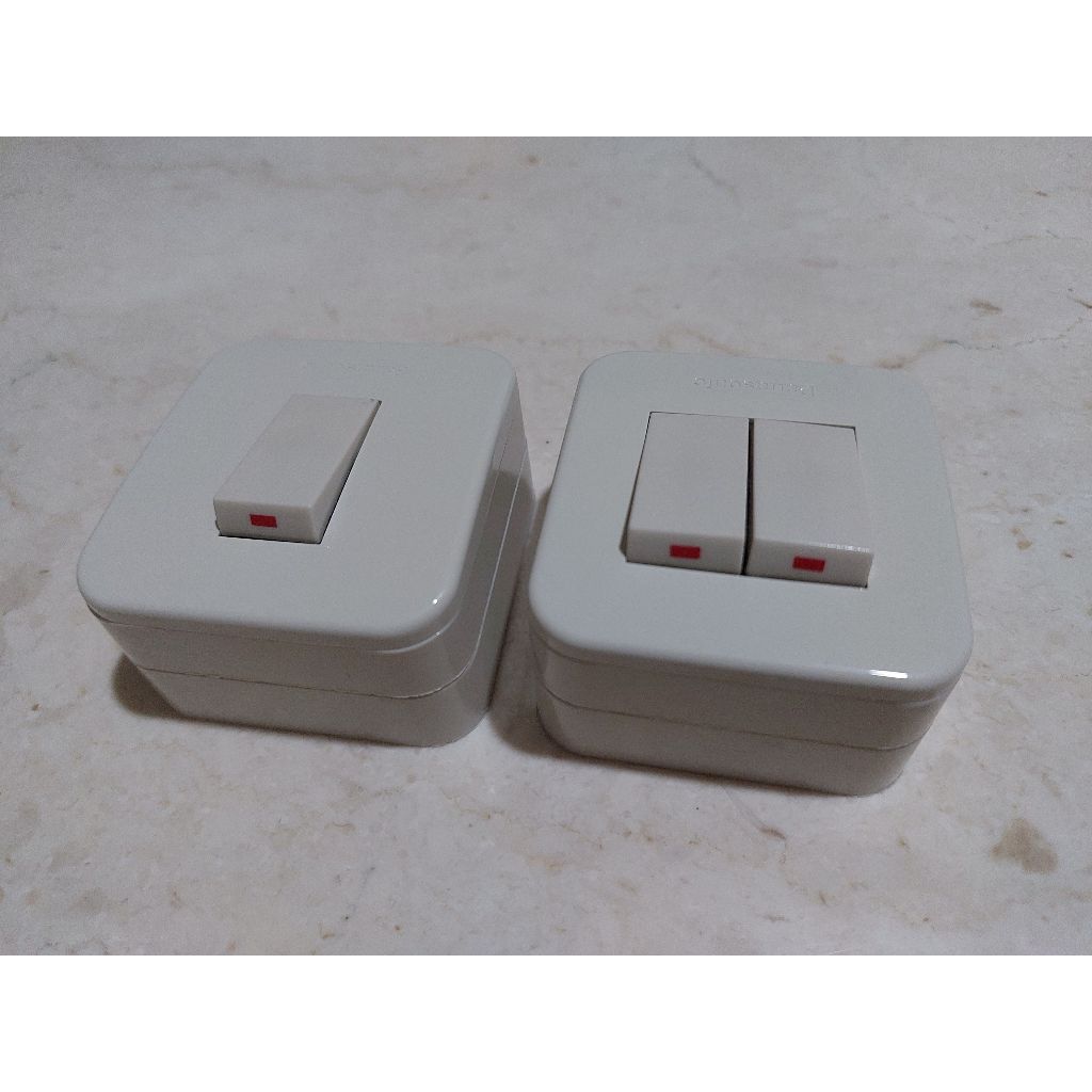 Jual PANASONIC Saklar Engkel Outbow WSJ 3001 Single dan Saklar Seri ...