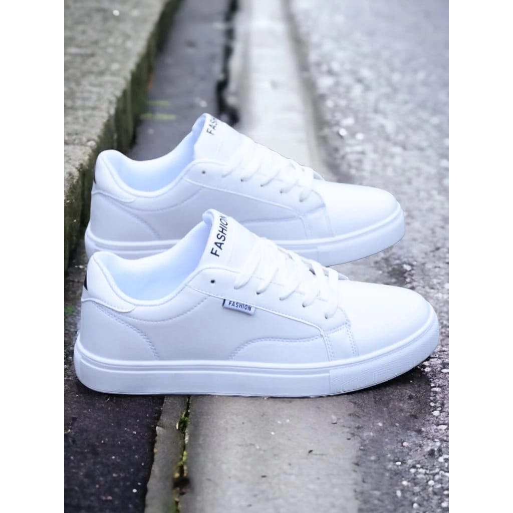 Jual Sepatu Kets Putih Sepatu Sneakers Putih Pria Wanita | Shopee Indonesia
