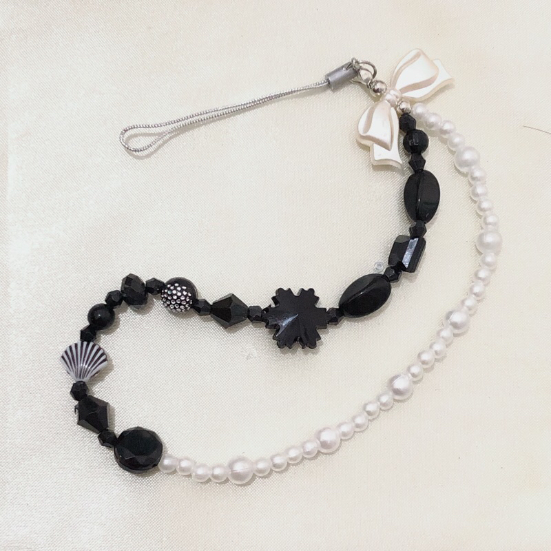 Jual Oreo phone strap / Key chain black white beads | Shopee Indonesia