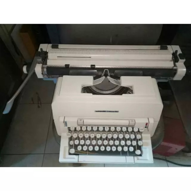 Jual Mesin Ketik Manual Olivetti 18” Mesin Tik OLIVETTI 18 inch ...