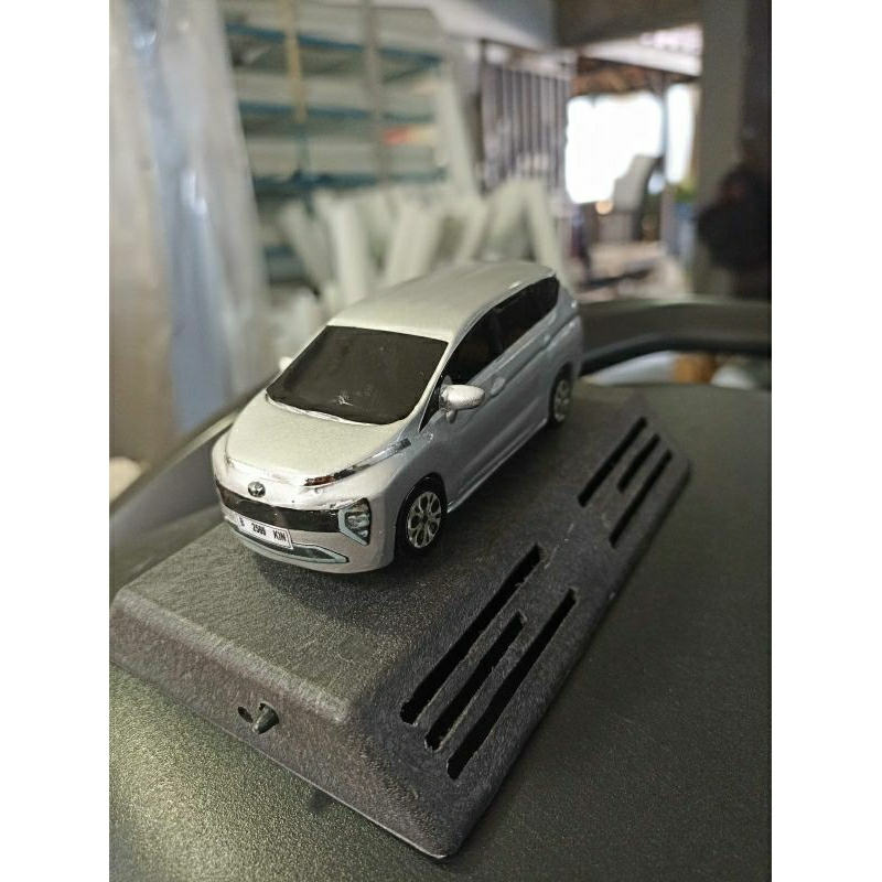 Jual DIECAS PARFUM REFILL BENTUK MOBIL HYUNDAI STARGEZER CUSTOM ...