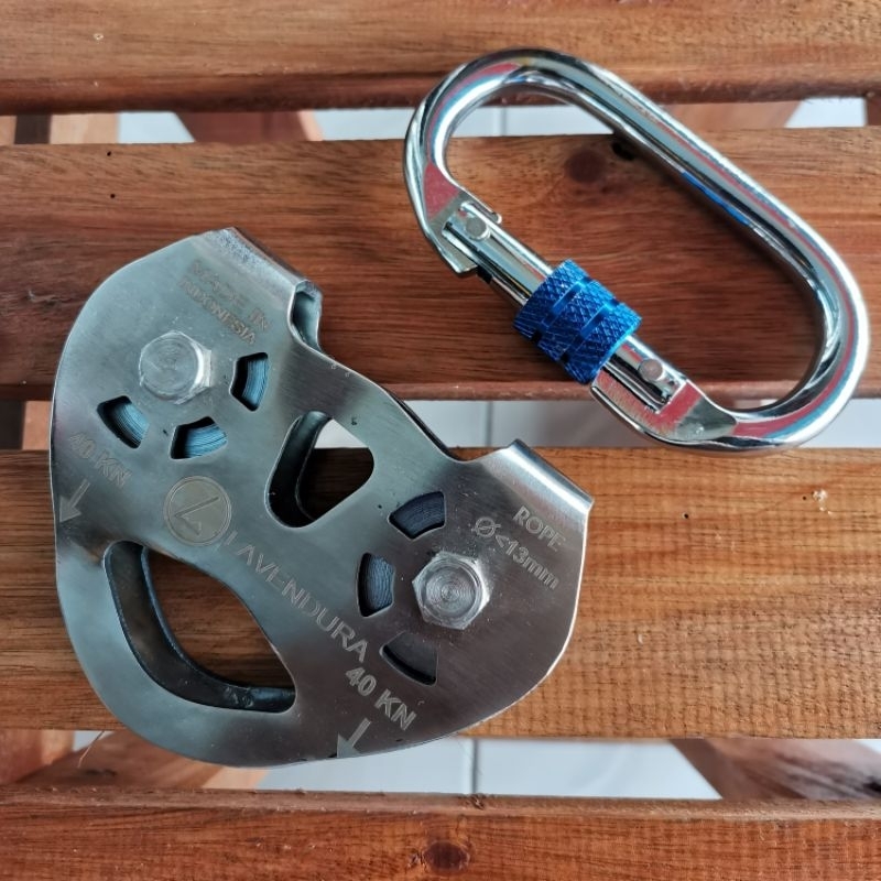 Jual set paket tandem pulley double carabinner flying fox safety ...