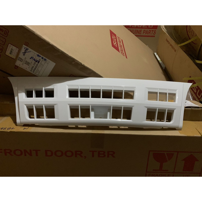 Jual Grille ELF NKR Truk Minibus Gril Depan | Shopee Indonesia