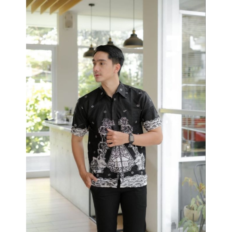 Jual KEMEJA BATIK PREMIUM MOTIF WAYANG TUMPUK | Shopee Indonesia