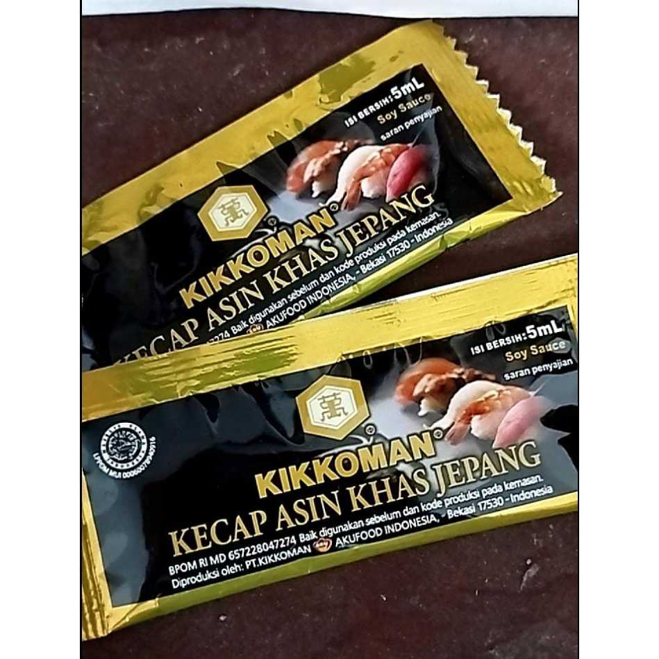 Jual KIKKOMAN kecap asin shoyu sachet isi 100 ( 1 pack besar) | Shopee ...