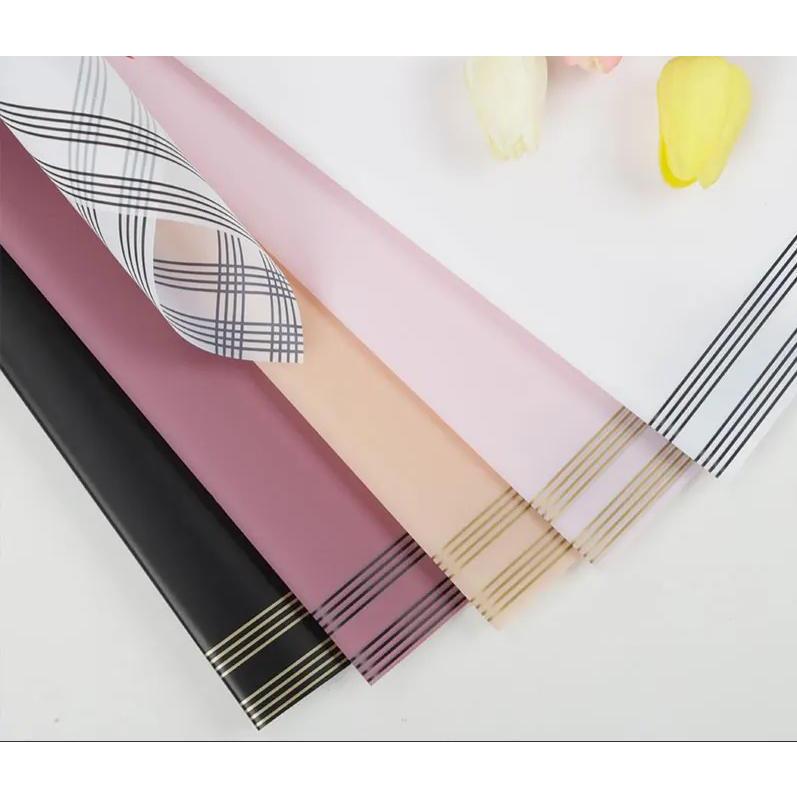 Jual WRAPPING PAPER STRIPE LIST FLOWER WRAPPING MOTIF GARIS GOLD LINE ...
