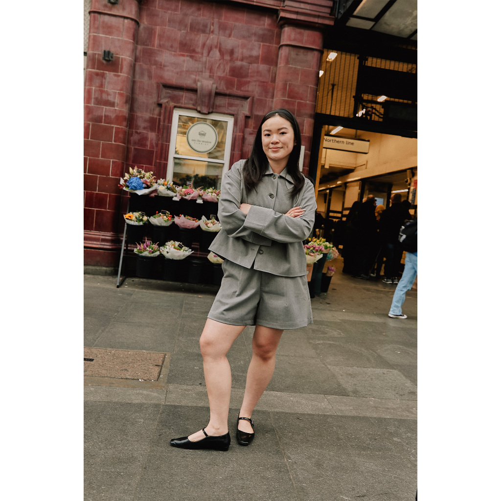 Jual Kivee x Cath Halim - Shelby Cropped Boxy Overshirt | Shopee Indonesia