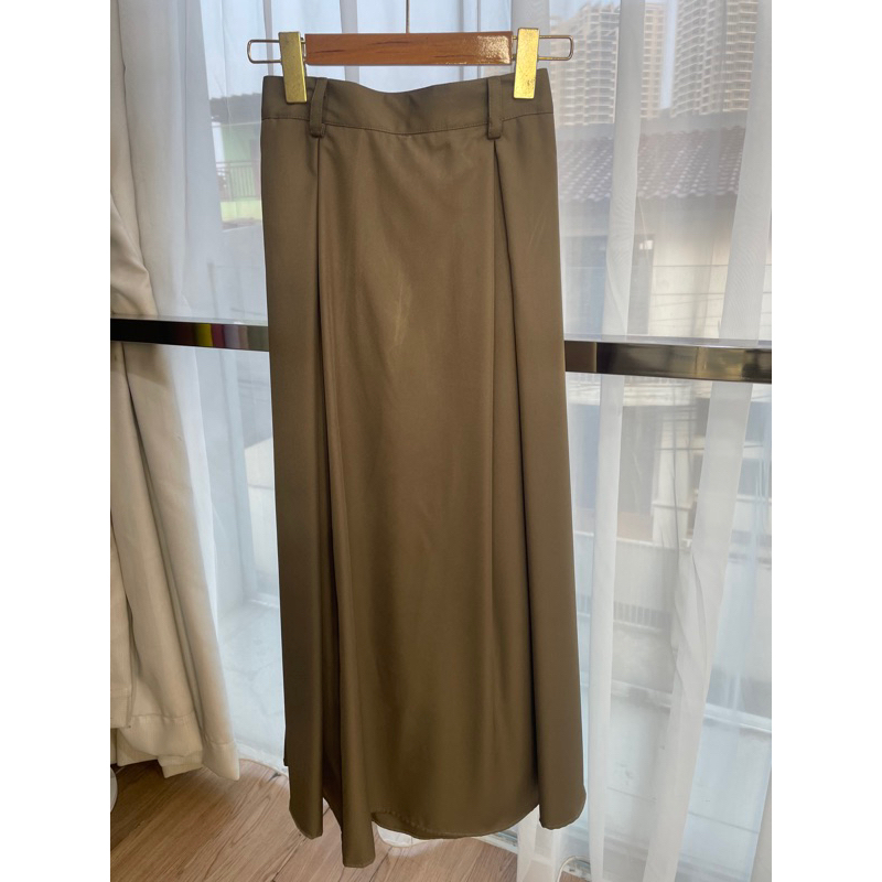 Jual ALEKA - Ruby Skirt | Rok A-Line Semi Wol | Shopee Indonesia