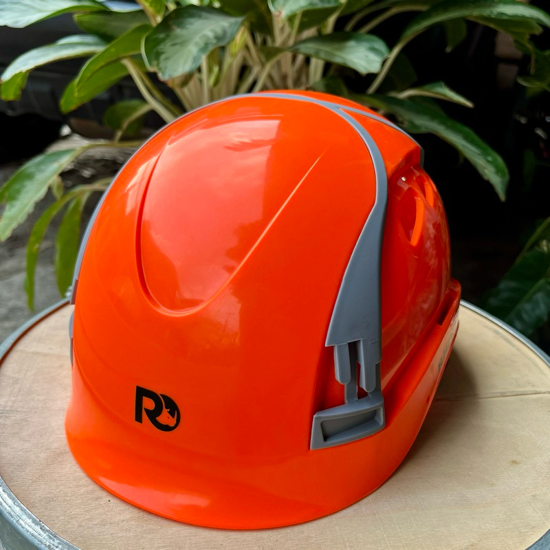 Jual helm safety helmet untuk climbing rescue dan bekerja pada bidang ...