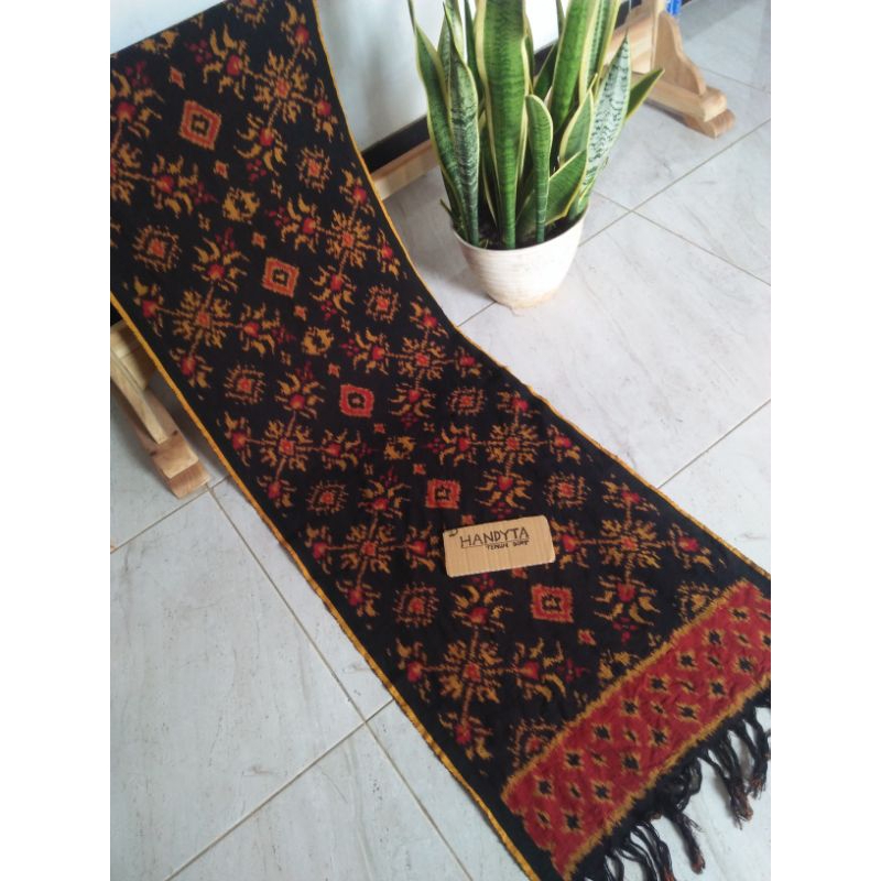 Jual slendang tenun ikat halusan motif cempka gringsing || kain tenun ...