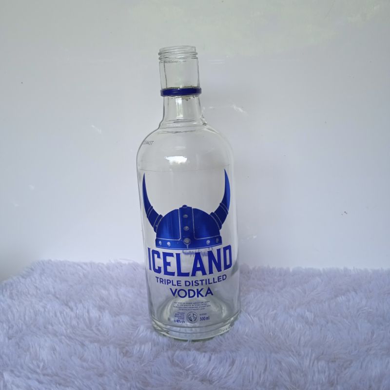 Jual botol kosong bekas Ice land / botol minuman pajangan dinding ...