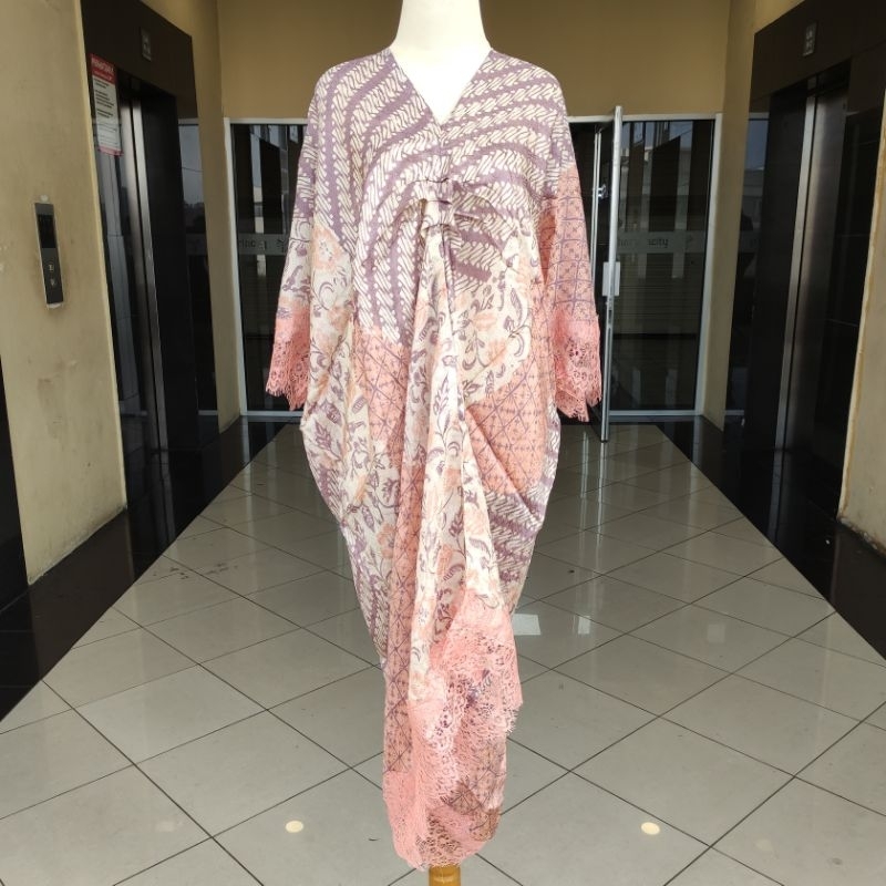 Jual Kaftan batik viscose lace Nienfashion | Shopee Indonesia