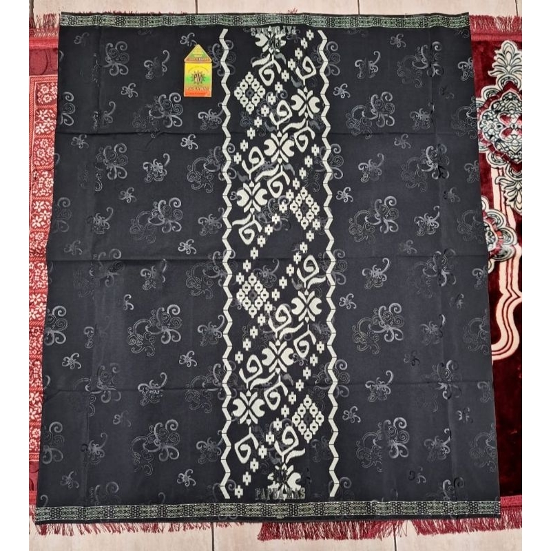 Jual Sarung PM Papua Mas Hitam | Shopee Indonesia