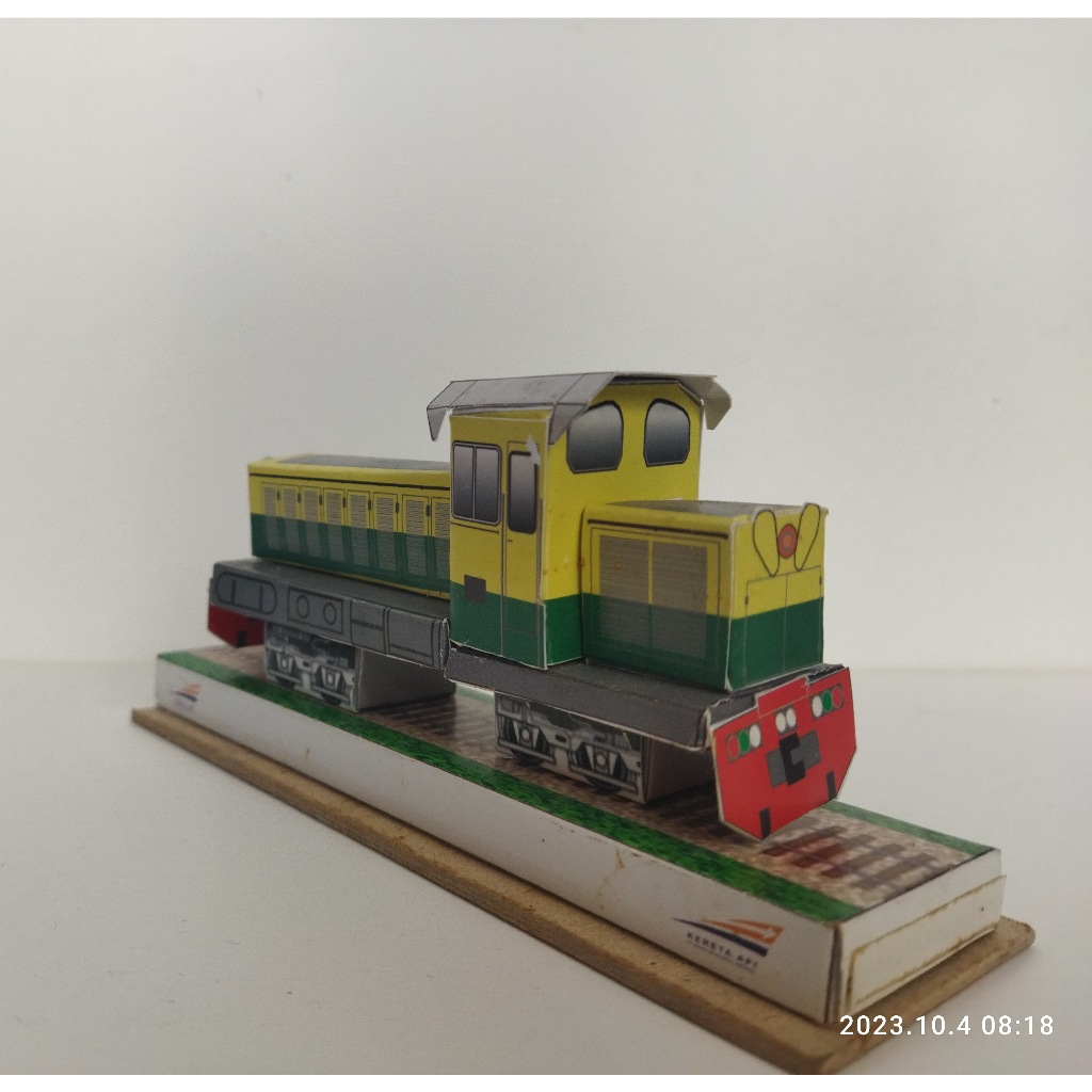 Jual Miniatur Lokomotif BB 300 PJKA Hijau | Shopee Indonesia