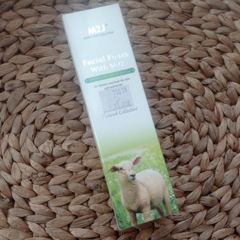 Jual M2J FACIAL FOAM WITH MILK 120 G | Shopee Indonesia