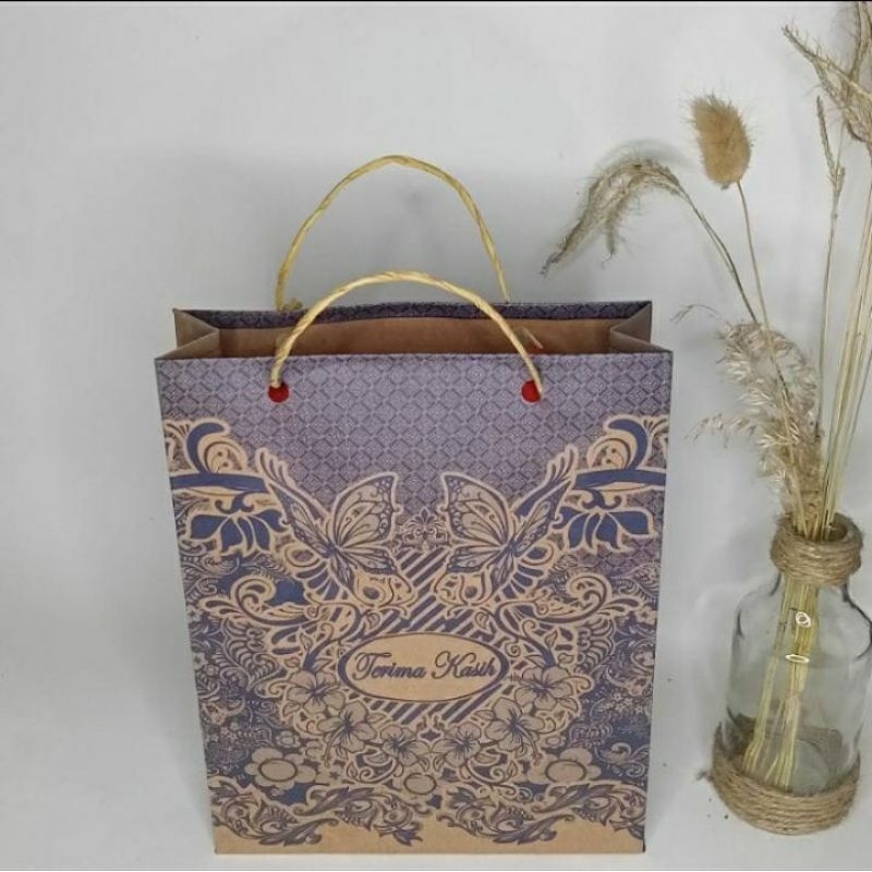 Jual 100 pcs paperbag batik tali besar ukuran 21x17x6 | Shopee Indonesia