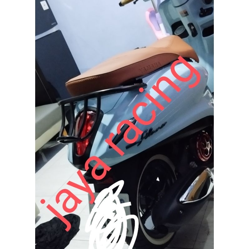 Jual BEGEL/BEHEL Yamaha grand filano. rearrack grand filano model vespa ...