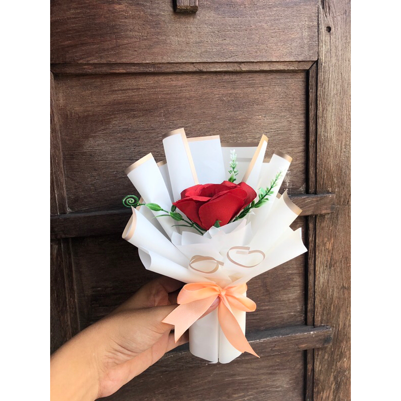 Jual [KADO WISUDA] Buket Bunga Mini Ukuran 20cm || Buket Bunga Single ...