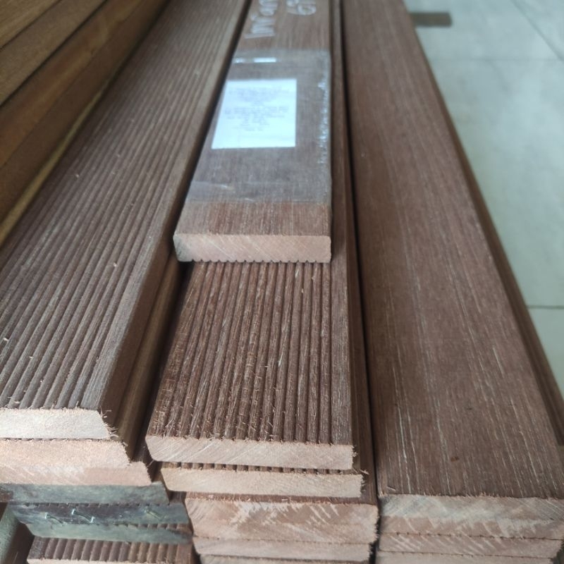 Jual DECKING KAYU BALAU MERAH KUALITAS SUPER 2 x 9 x 270 cm | Shopee ...