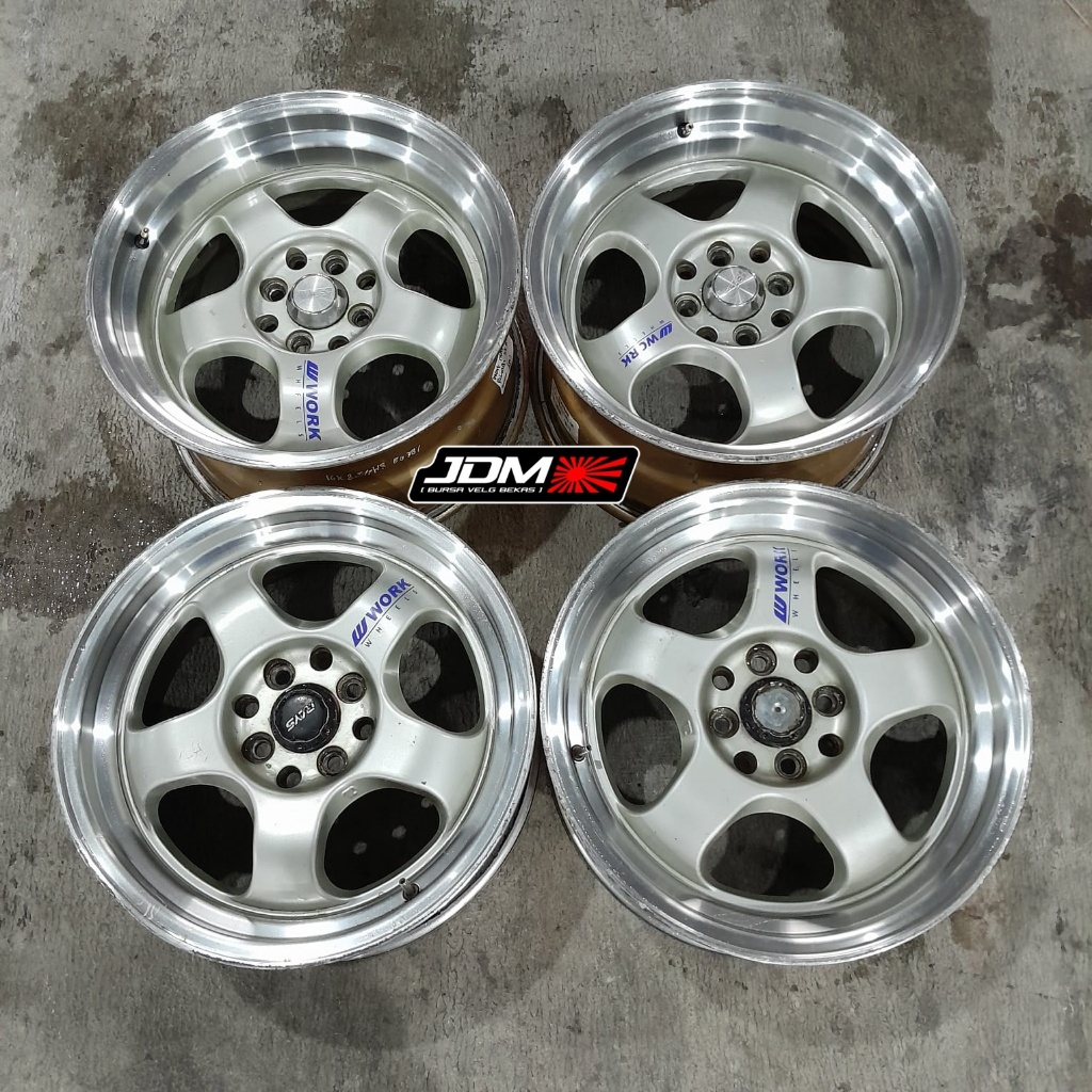 Jual Velg Mobil Bekas Ring 16 Baut 4 Lebar 7/8,5 Murah Work Mesiter R16 H8x100-114,3 Silver ...