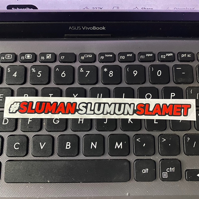 Jual Sticker Cutting #SLUMAN SLUMUN SLAMET helm motor Stiker cuting ...