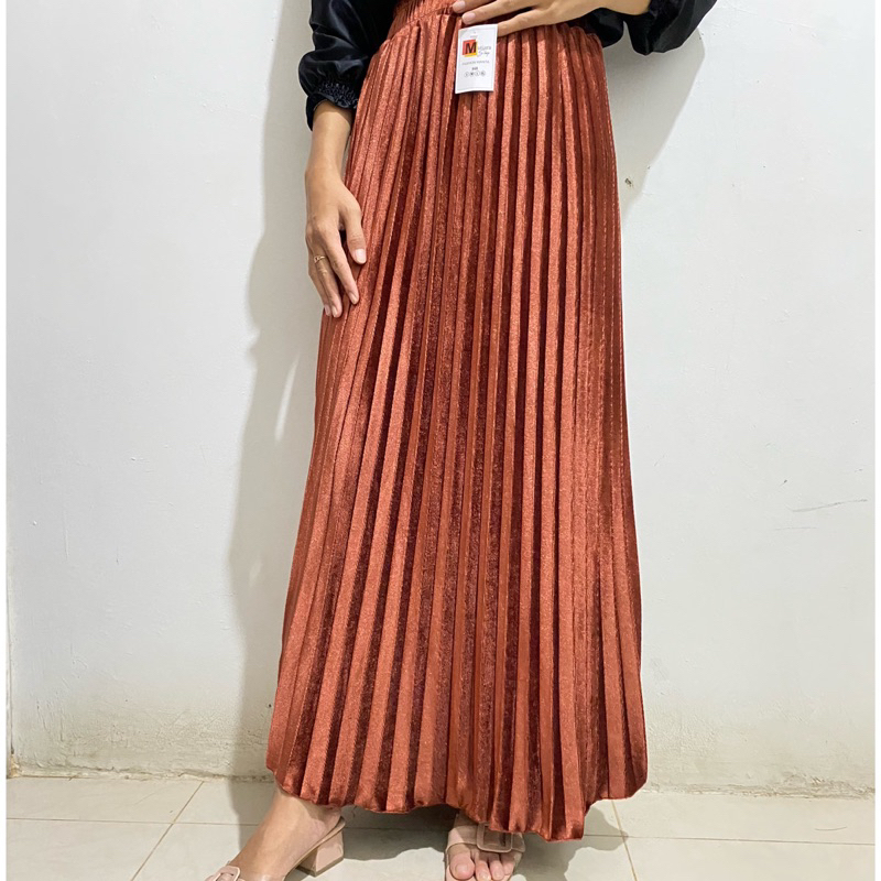 Jual TERMURAH ROK PLISKET BLUDRU VELVET UKURAN STANDAR | Shopee Indonesia