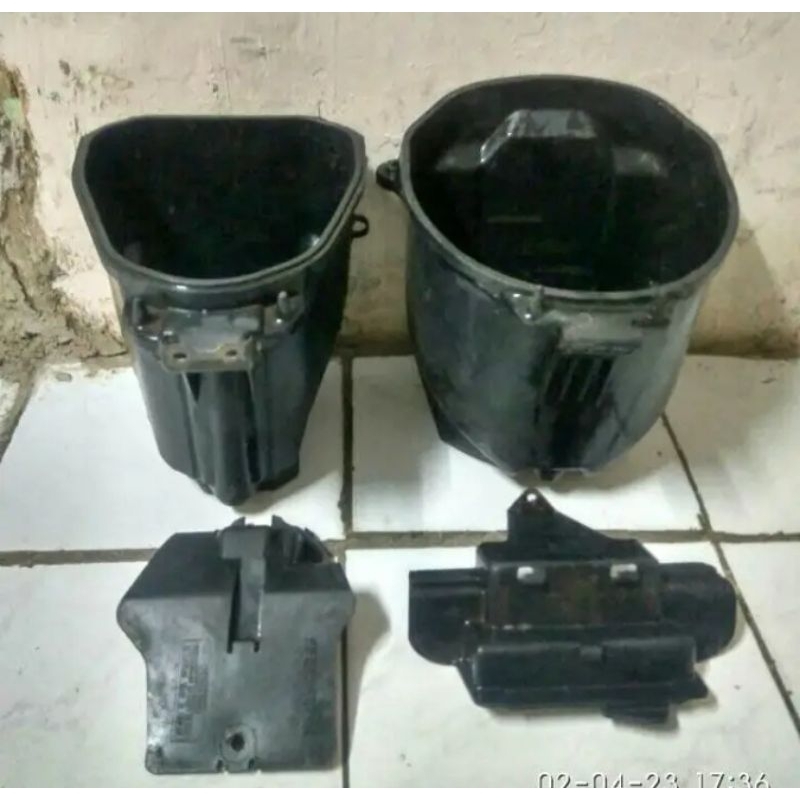 Jual bagasi jok Honda Supra x Helmi inzeksi barang second asli original ...