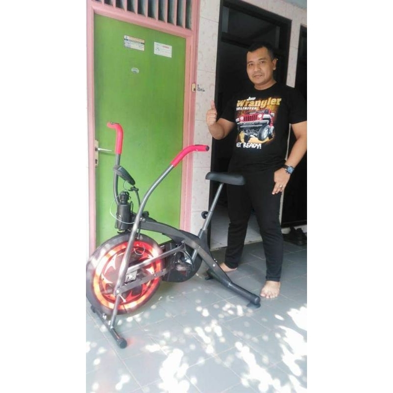 Jual Sepeda Statis Olahraga Platinum Bike dengan Pemberat juga Bisa ...