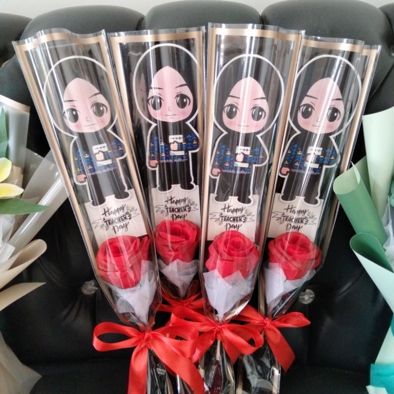 Jual Buket Bunga Karakter Hari Guru Valentine Wisuda Perpisahan Hari ...