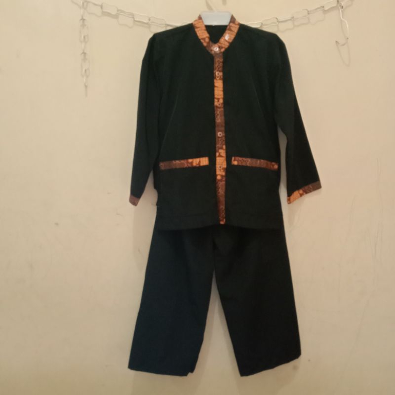 Jual baju setelan pangsi hitam anak SD(ukuran kls.1-3 SD) | Shopee ...