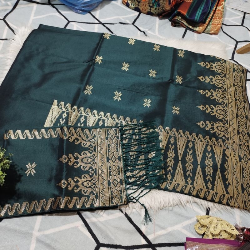 Jual Songket Silungkang warna hijau botol gold | Shopee Indonesia