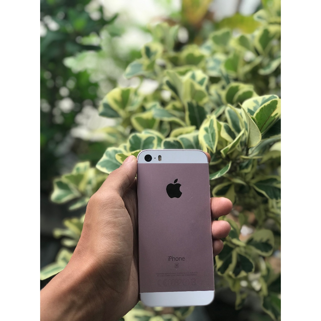 Jual iphone SE | Shopee Indonesia