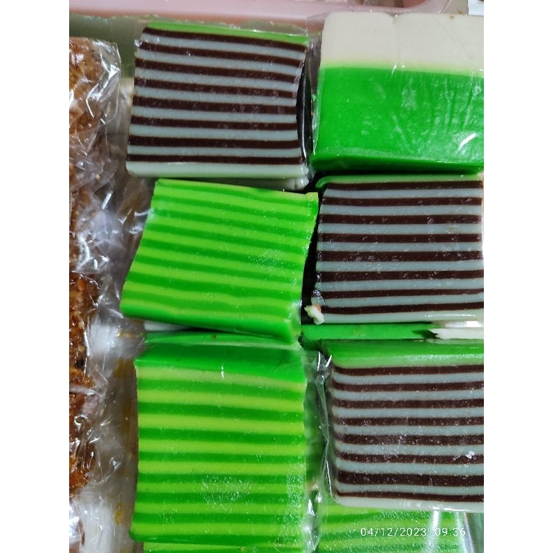 Jual KUE LAPIS ( ISI 3 ) READY PAGI | Shopee Indonesia