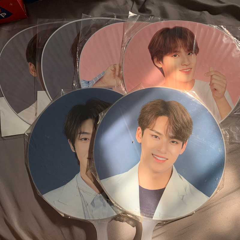 Jual SEVENTEEN UCHIWA IMAGE PICKET OFFICIAL ODE TO YOU CONCERT, CARAT ...