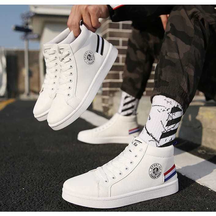 Jual Sepatu Sneakers Boots Pria Wanita Original 100% Brand Lokal ...